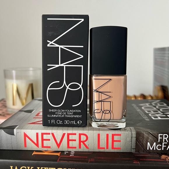 NARS | Makeup | Nars Sheer Glow Foundation Shade Valluris Never Used ...